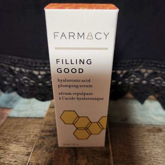 Farmacy | Skincare | Farmacy Filling Good Hyaluronic Acid Plumping ...